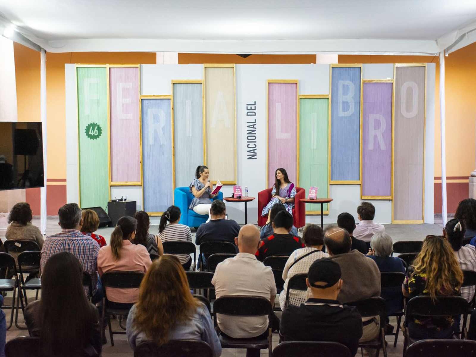 Excelente presentación de “Hijas de la Historia”, obra de Isabel ...