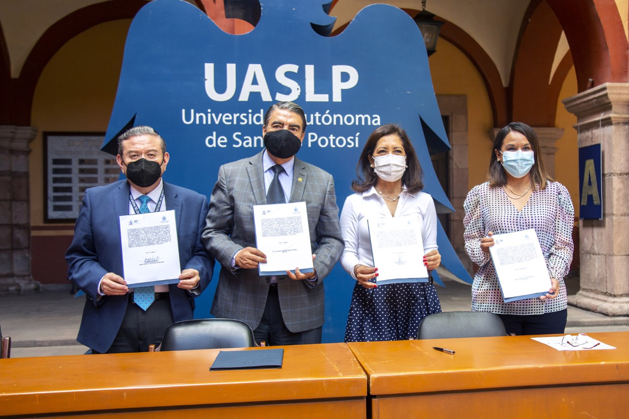 Esta universidad y DIF Municipal celebran convenio de colaboración – Noticias de la Universidad ...